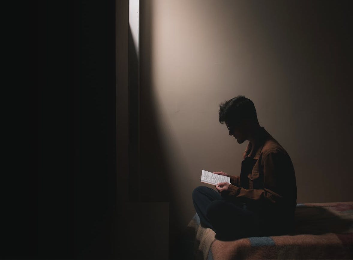 Lectio Divina Examples: Steps for Contemplative Bible Reading - Writer ...